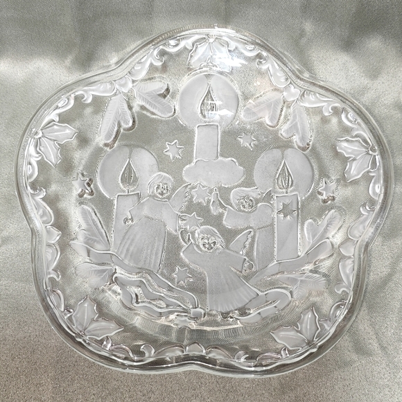 Mikasa | Accents | Mikasa Holiday Classic Heavy Glass Dish | Poshmark